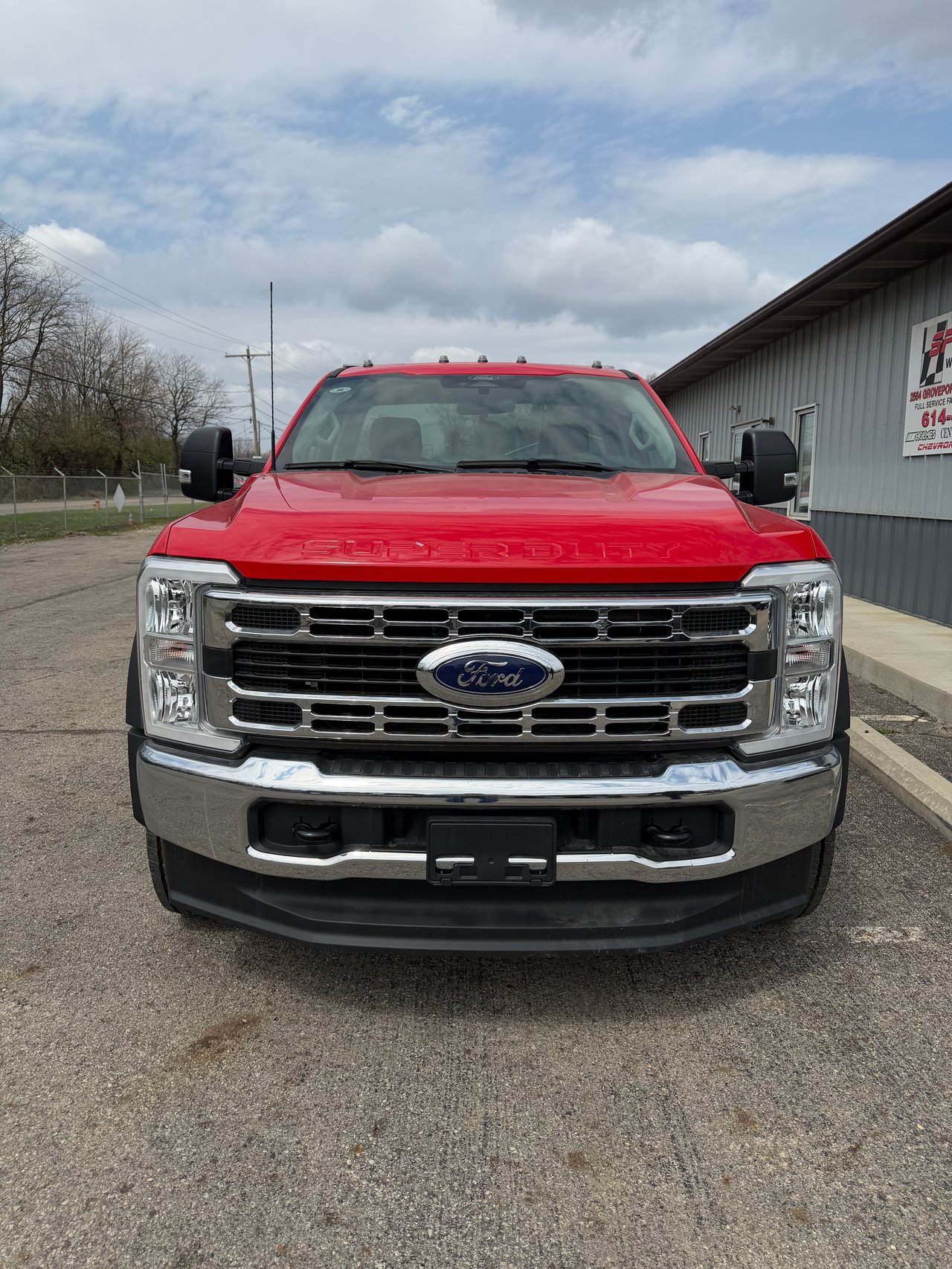 2024 Ford F550 4X4 Diesel with Century 10s Steel (Red)